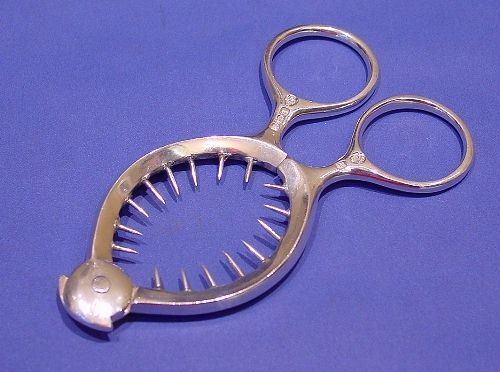 Sterling Silver Egg Topper - Daniel Bexfield Antiques.